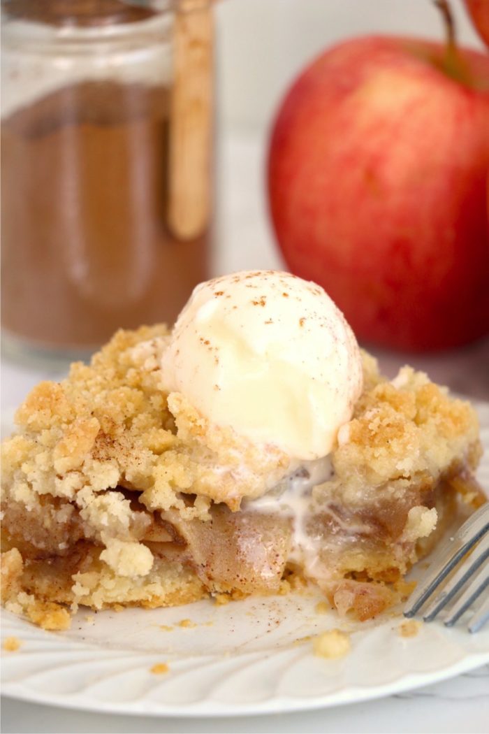 Apple Kuchen Bars - Bitz & Giggles