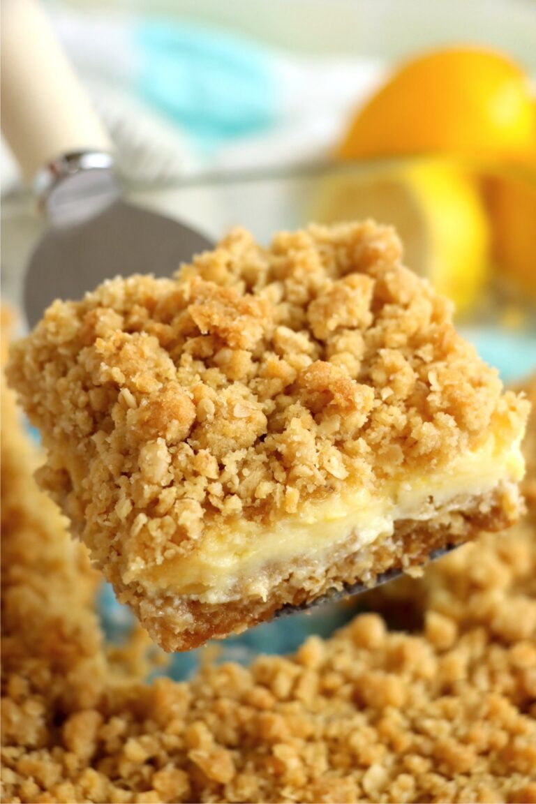 Easy Lemon Crumb Bars - Bitz & Giggles